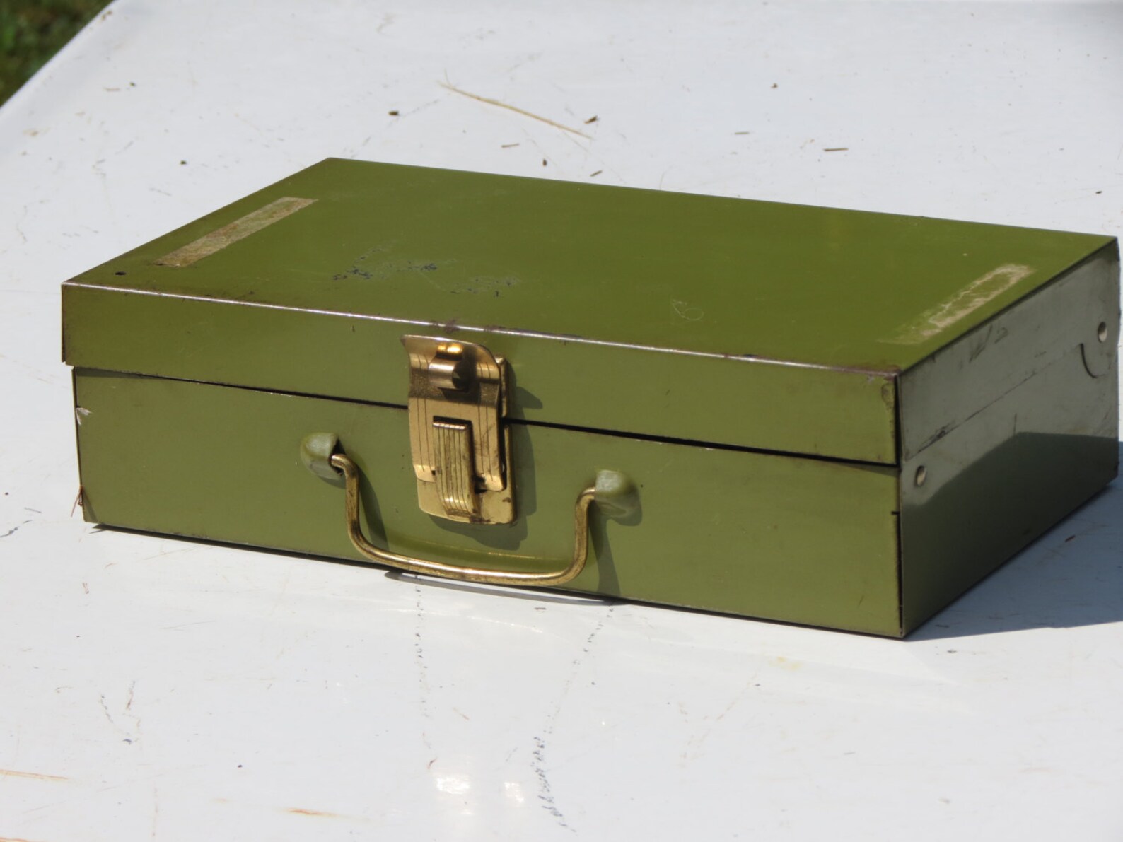 Super Sweet Green Metal Latchable Box | Etsy