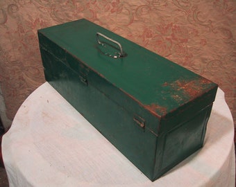 Rusty Metal Toolbox Dripping With Vintage Character and Charm | Etsy