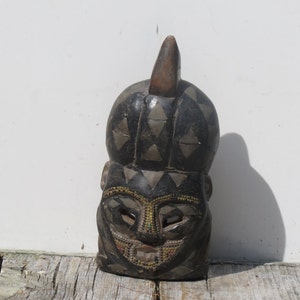 Small Carved African Mask Vintage Tribal Decor - Etsy