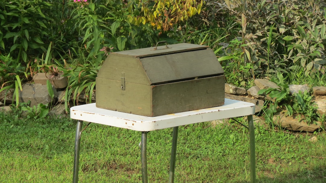 Sensational Vintage Wooden Chicken Crate Farm Fresh Barn Treasures - Etsy