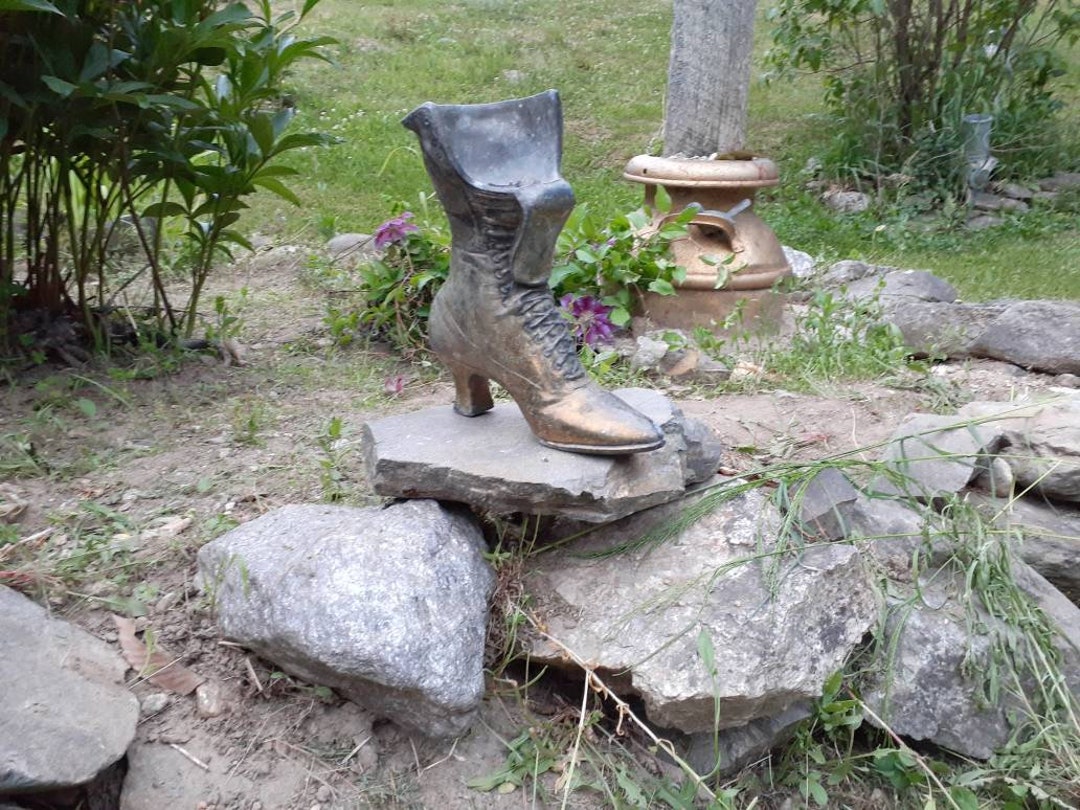 Vintage Elegant Ladies Brass High Heel Shoe Statue With Patina Farm ...