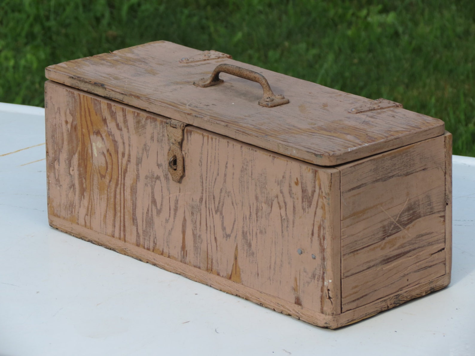 Sweet Old Latchable Lockable Painted Wooden Box | Etsy