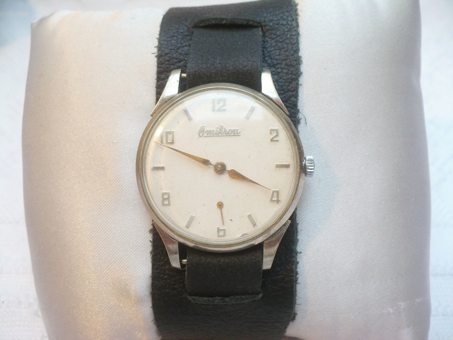 Omikron Vintage Swiss Mechanical Men's / Unisex Watch HEYYHOO COME the ...