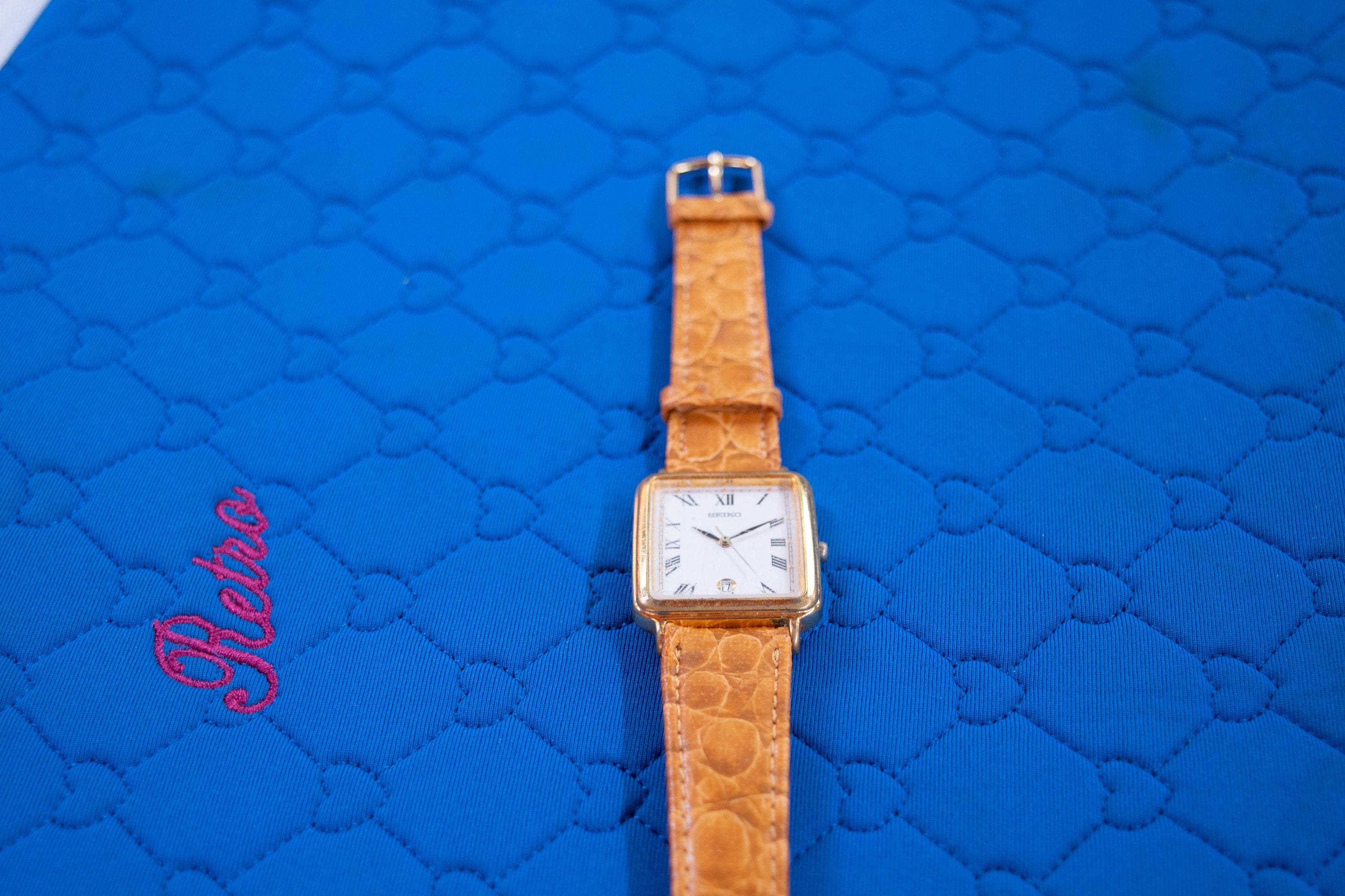 Vintage Seiko Japanese Men's Square Wristwatch TOUCH of MY - Etsy