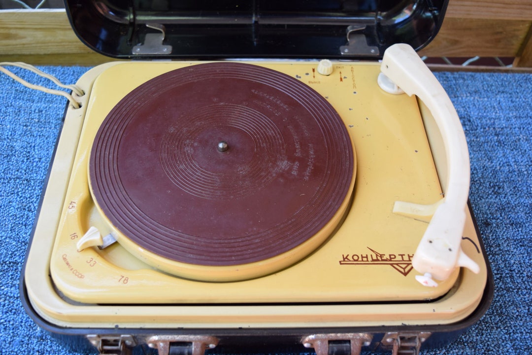 Russian Bakelit Record Player HEAVY DUTY STUFF - Etsy