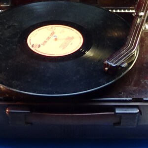 Russian Bakelit Record Player HEAVY DUTY STUFF - Etsy