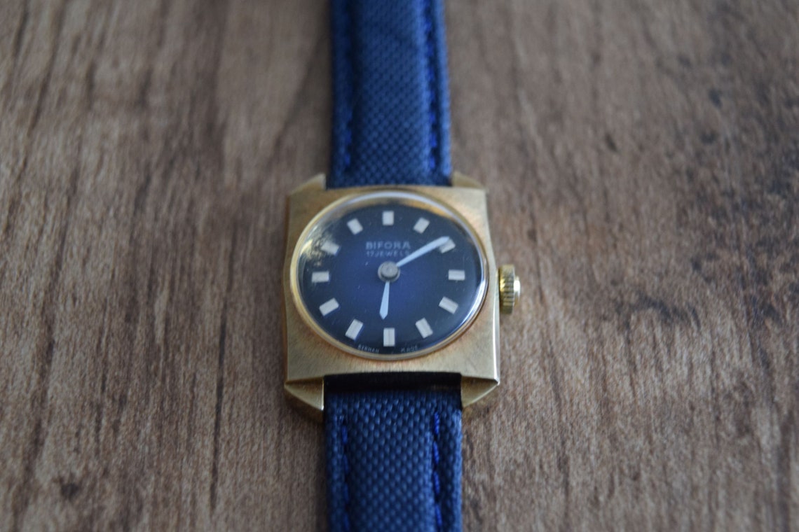 Bifora Vintage Swiss Square Mechanical Women's Watch TREMBLING WATER ...