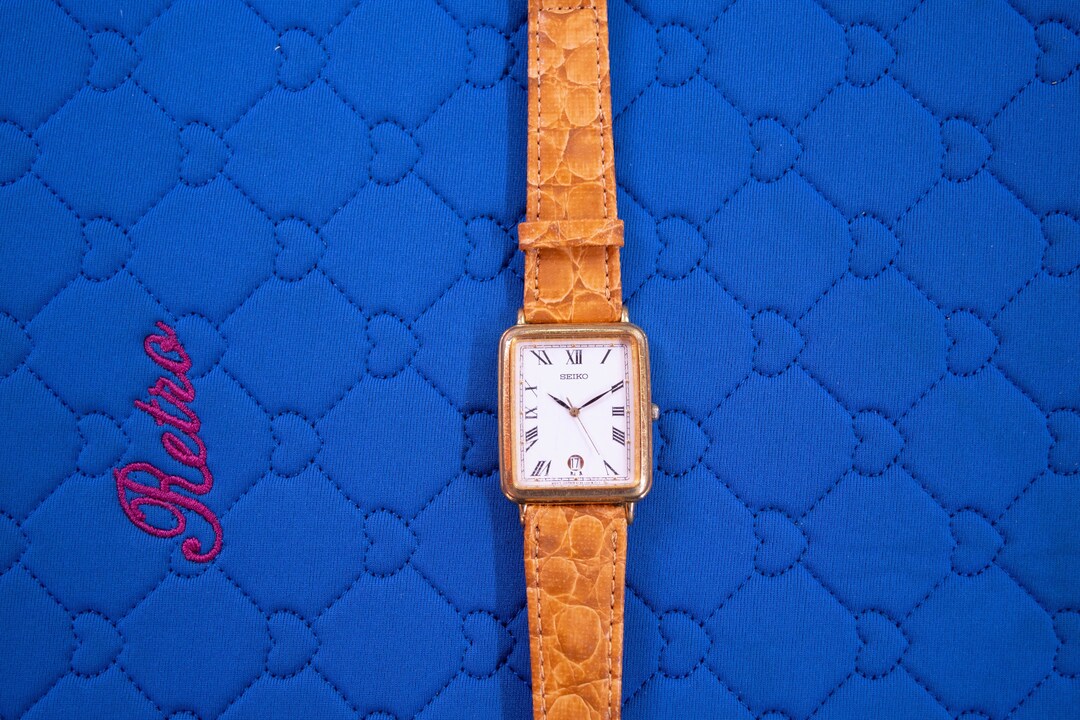 Vintage Seiko Japanese Men's Square Wristwatch TOUCH of MY HEART - Etsy