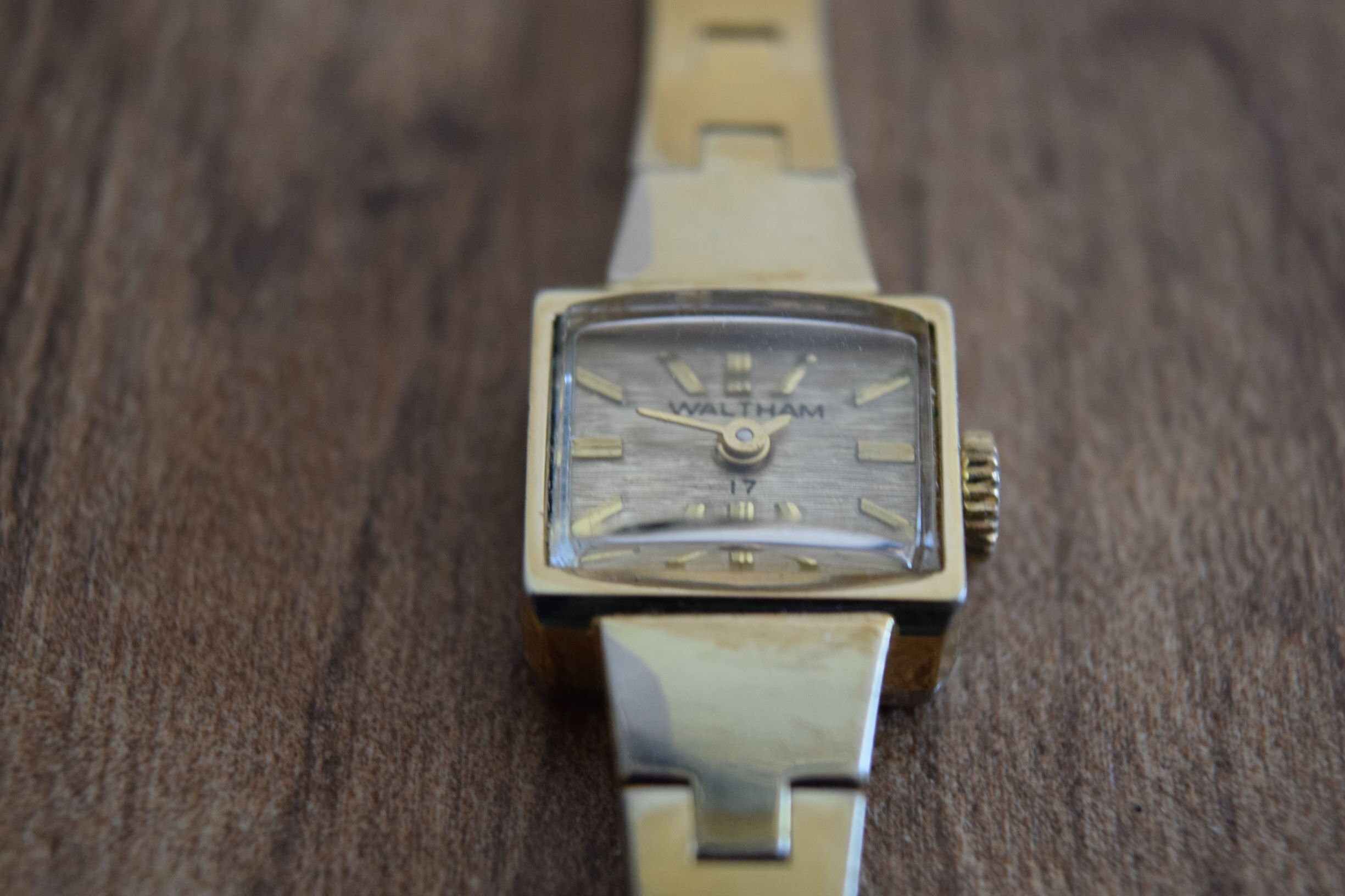 Waltham Swiss Square Mechanical Petite Women's Watch SHALLOW HOLLOW ...