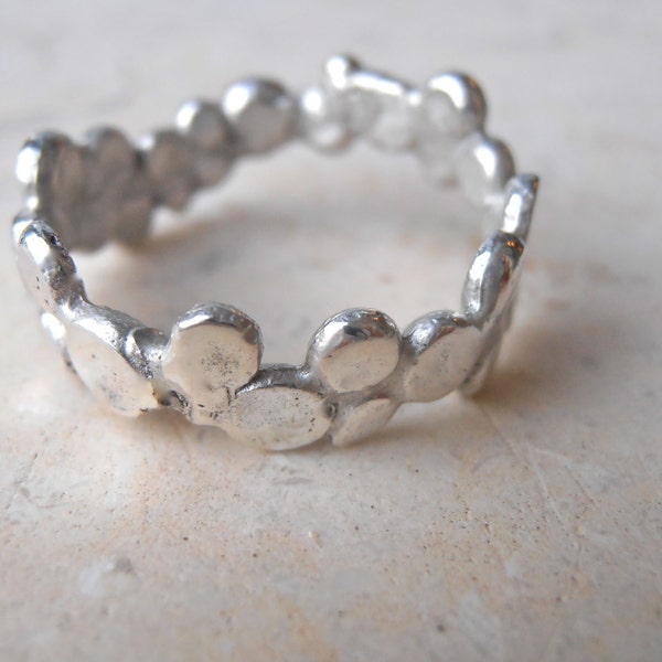 Pebble Ring - Etsy
