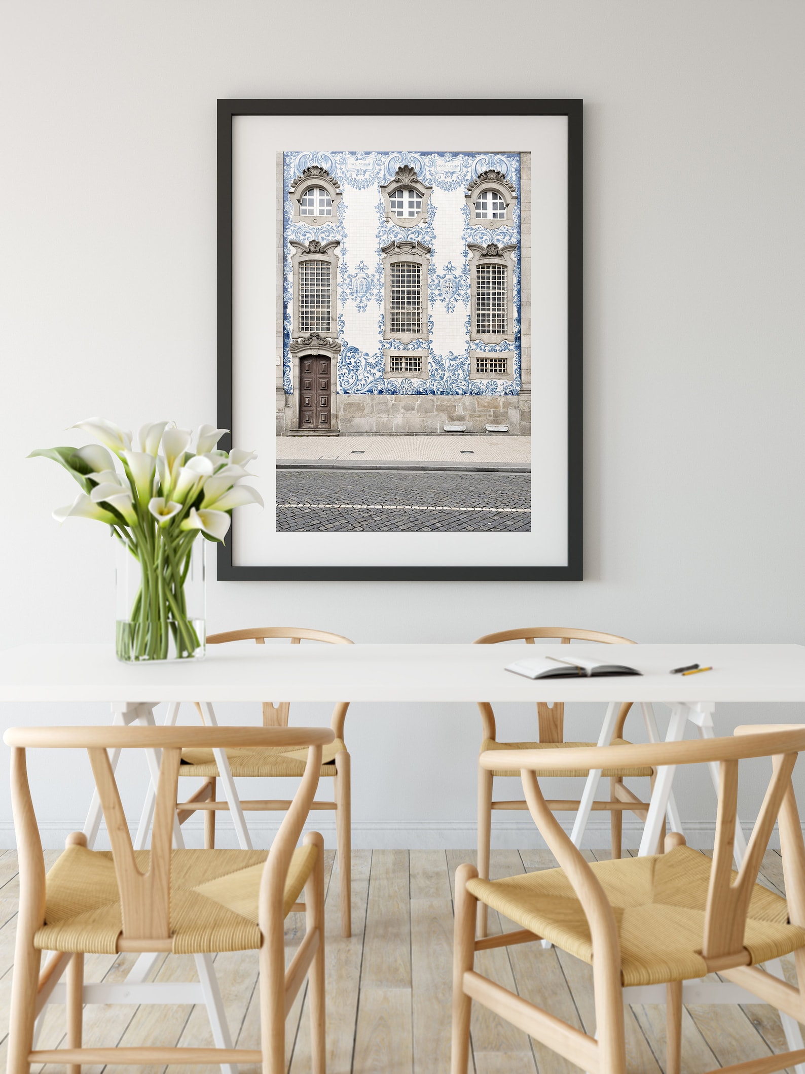 Portuguese Wall Art, Blue and White Tiles, Tiled Building, Azulejo ...
