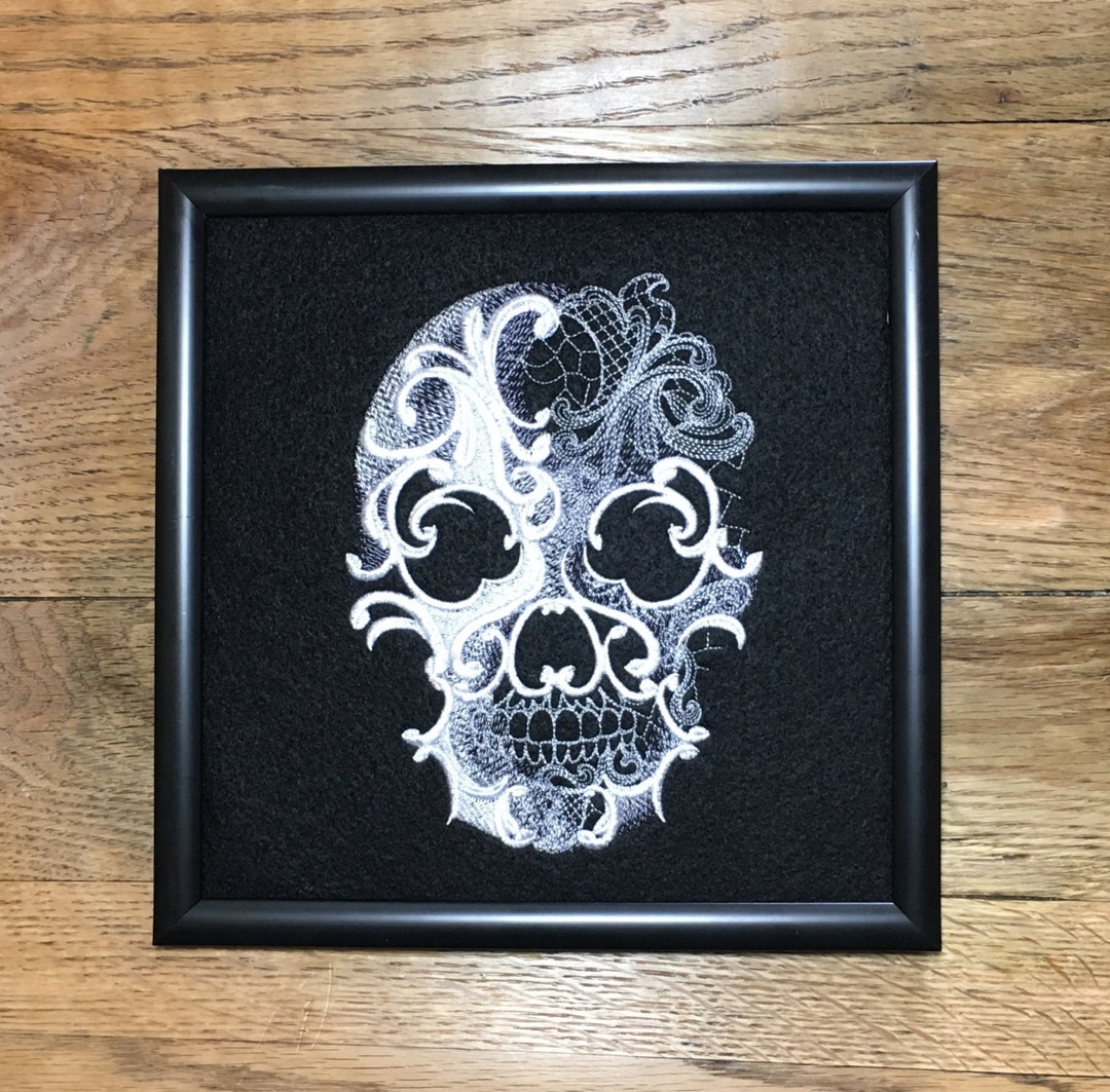 Halloween Skull Sign - Spooky Skull - Skull Sign - Halloween Sign ...