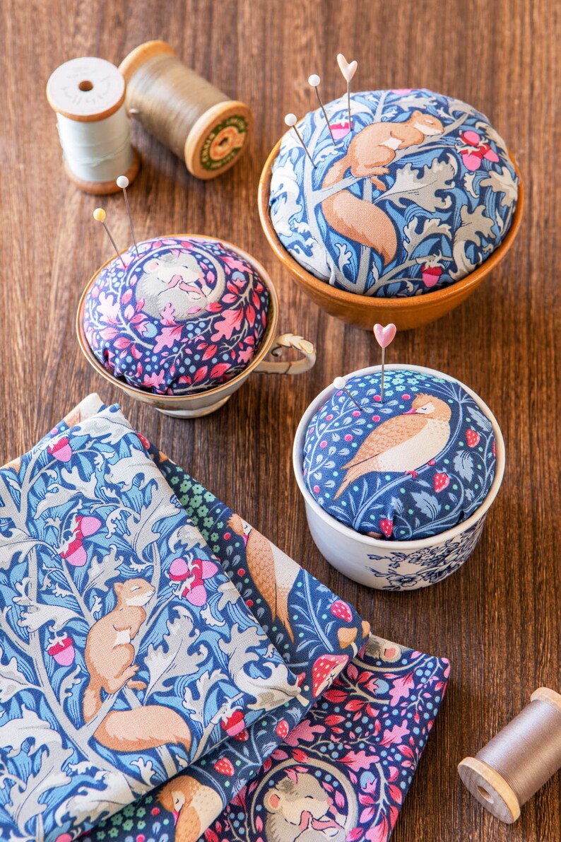 Tilda Hibernation Fabric, Squirrel, Dream, Hibiscus, TIL00530, Tone ...