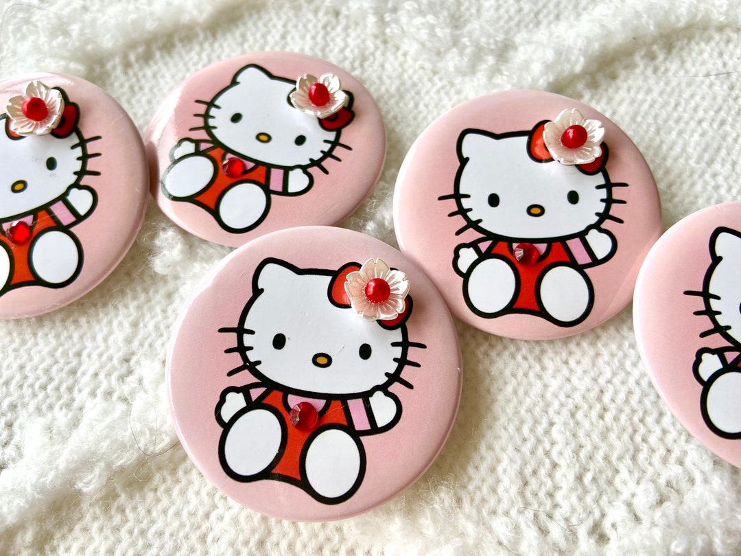 HELLO KITTY Botton Pins Hello Kitty Pinback Buttons Hello Kitty ...