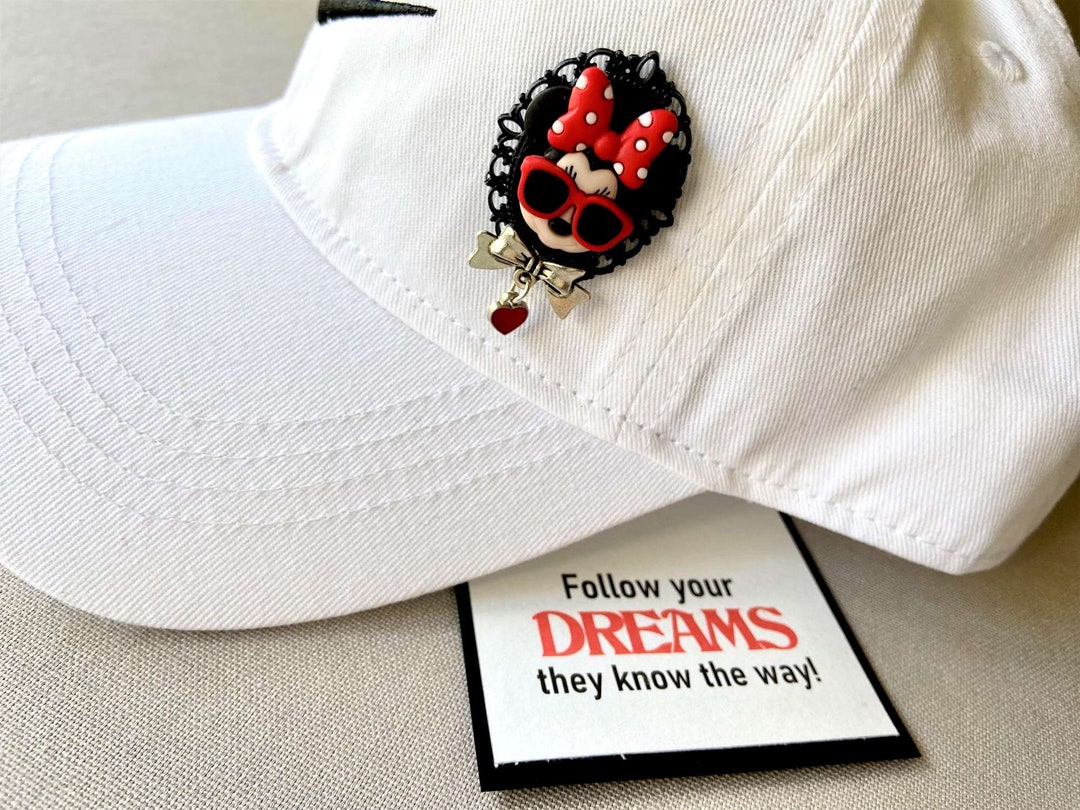 Minnie Mouse Brooch Pin Without the Pin Magnetically Held in Place. - Etsy
