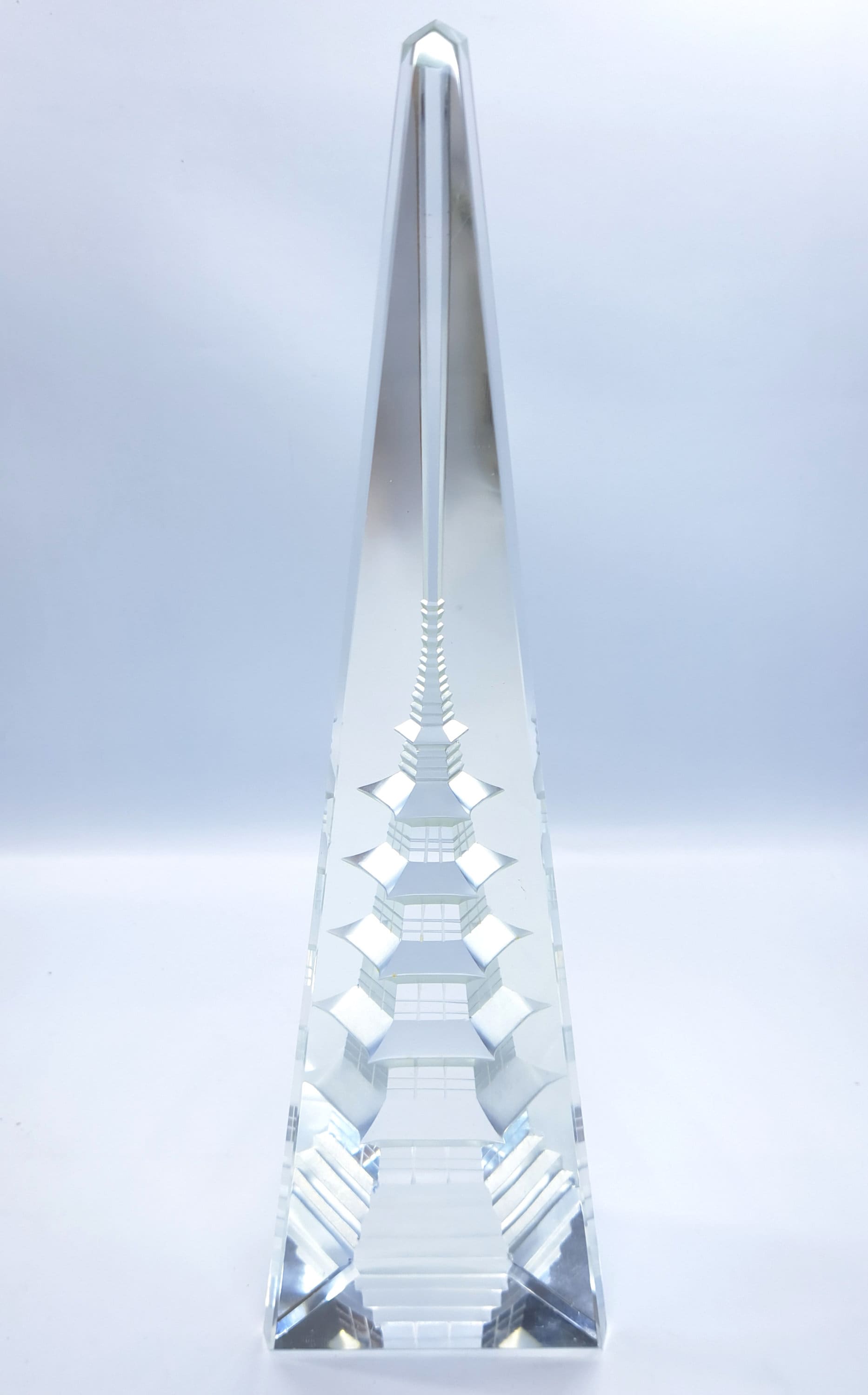 HOYA Japan Reverse Cut Crystal Pyramid Art Glass Obelisk Pagoda ...