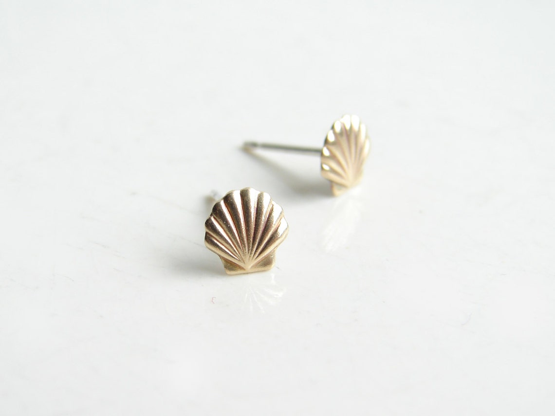 Teeny Tiny Gold Seashell Earrings. Small Scallop Shell. Beach - Etsy