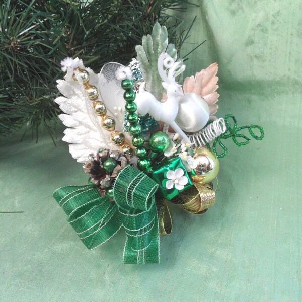 Christmas Corsage - Etsy