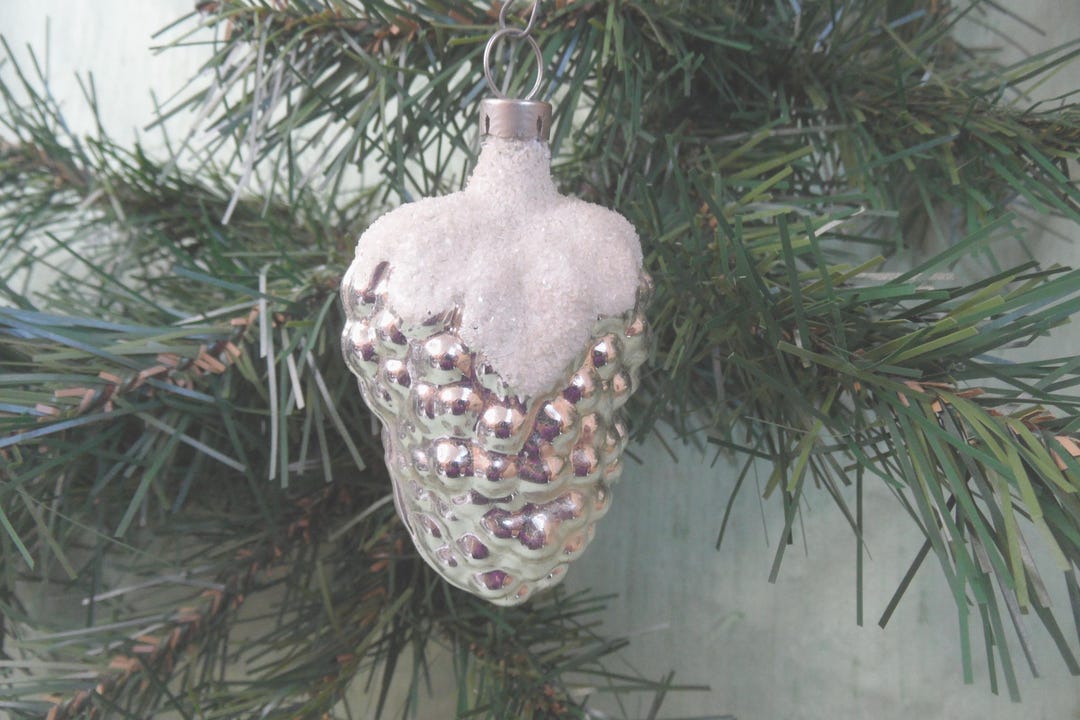 Glass Grape Bunch Tree Ornament / Vintage Textured Grape With Glitter ...