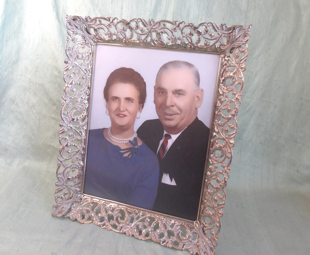 Filigree Standing Metal Picture Frame / Vintage 8 X 10 Image ...
