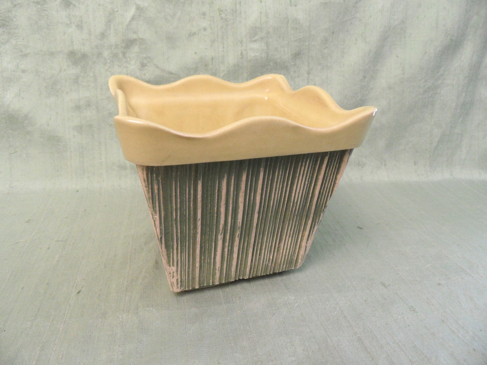 Chartreuse Square Planter / Smaller Vintage, Scalloped, Ridged Bisque ...