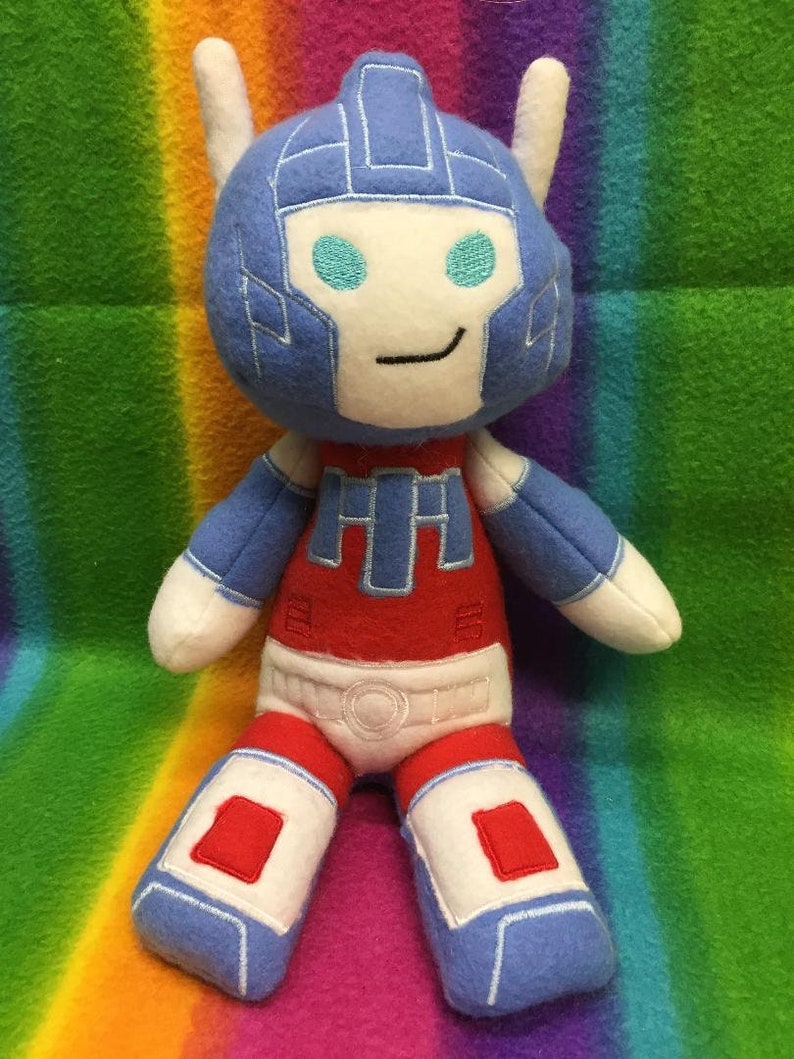 TF G1 Lost Light MTMTE Plush Plushie Bittybot Ultra Magnus Toy - Etsy