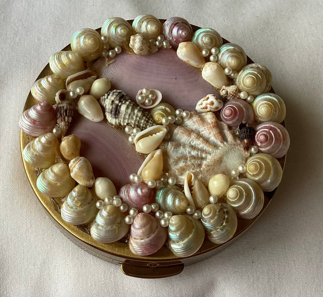 Wiesner of Miami 'trickettes' Sea Shell 1950's Powder Compact Unused ...