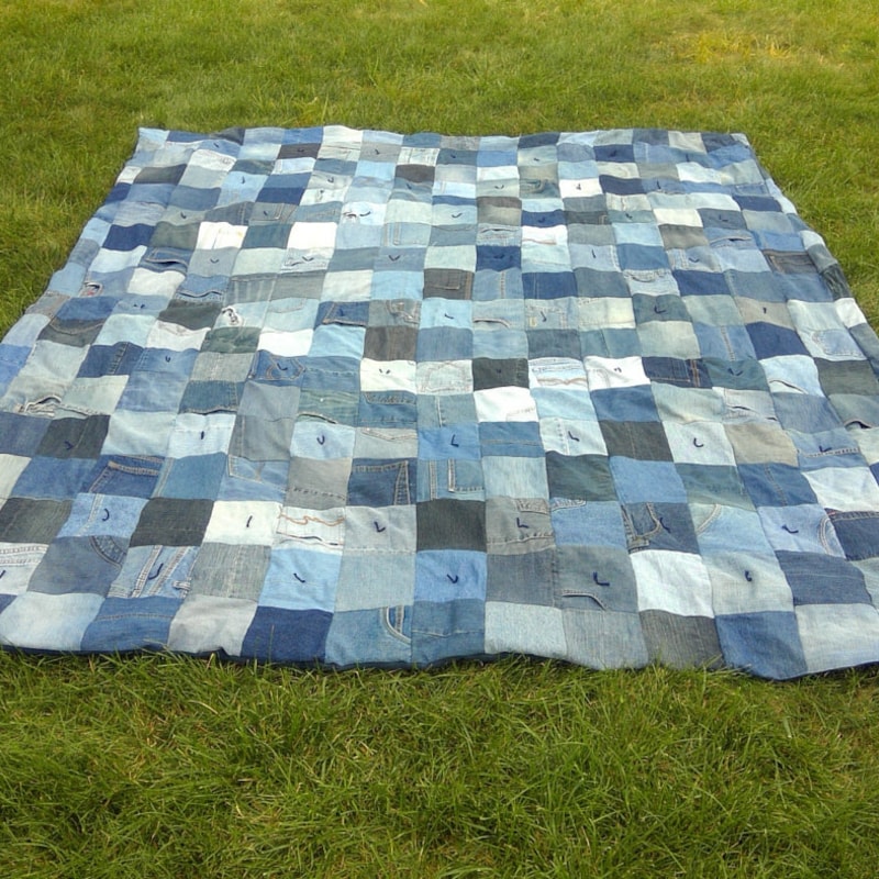 Levi Quilt - Etsy