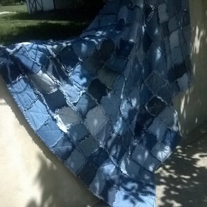 Denim Blue Jean Rag Quilt XO Rag Quilt Queen Size Patchwork Repurposed ...