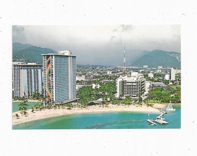 Diamond Head Overlooking Waikiki Business Plaza - Hawaii - Vintage ...