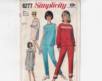 Simplicity 9219 E.S.P., Extra Sure Pattern for Misses' Robe, Size 12 ...