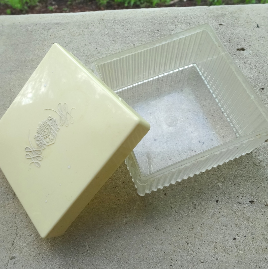 Vintage Plastic Powder Box, Unmarked With Logo, Trinket, Makeup Holder ...