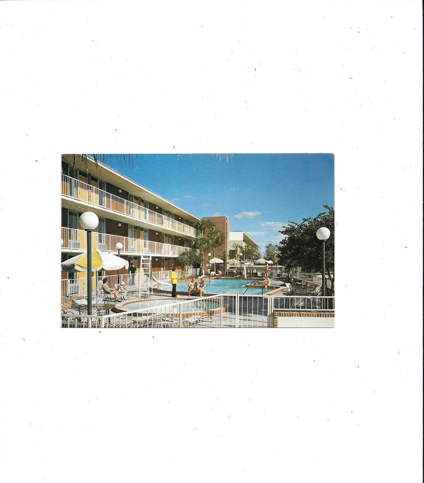 1970s Postcard of Davis Bros. Cafeteria & Motor Lodge, Tifton, Georgia ...