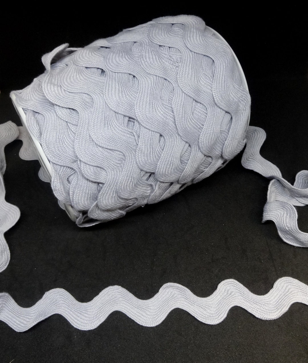 Jumbo LIGHT GRAY Rick Rack, 1.4 Inch Wide Poly Fun Trim, by the Yard ...