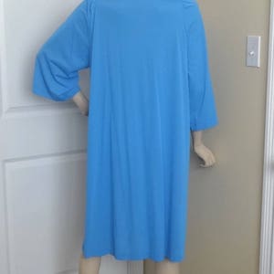 1970s, 1980s Blue Robe by Shadowline, Size Large, Embroidered Roses ...