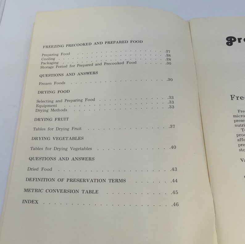 How to Freeze Foods and Preserving Food Cookbooks, 1950s and 1979, 48 ...
