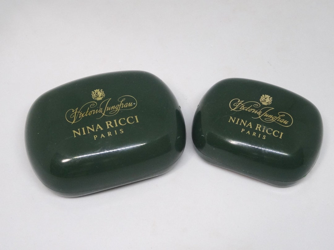 Pair of Victoria Jungfrau Nina Ricci Guest Perfumed Soaps in Plastic ...