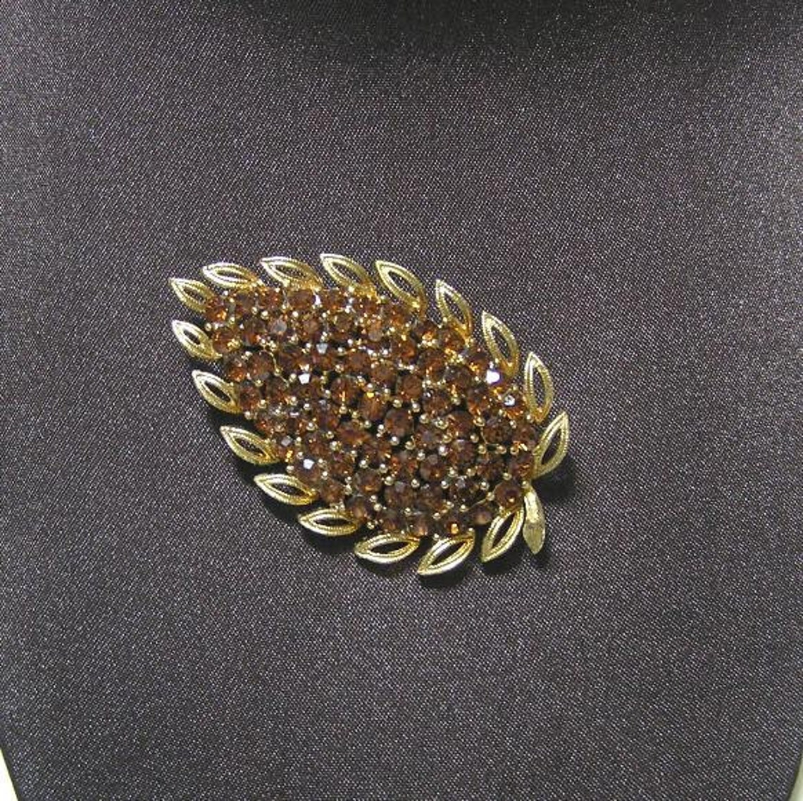 1960s Vintage Lisner Leaf Brooch or Pin With Brown All Over - Etsy