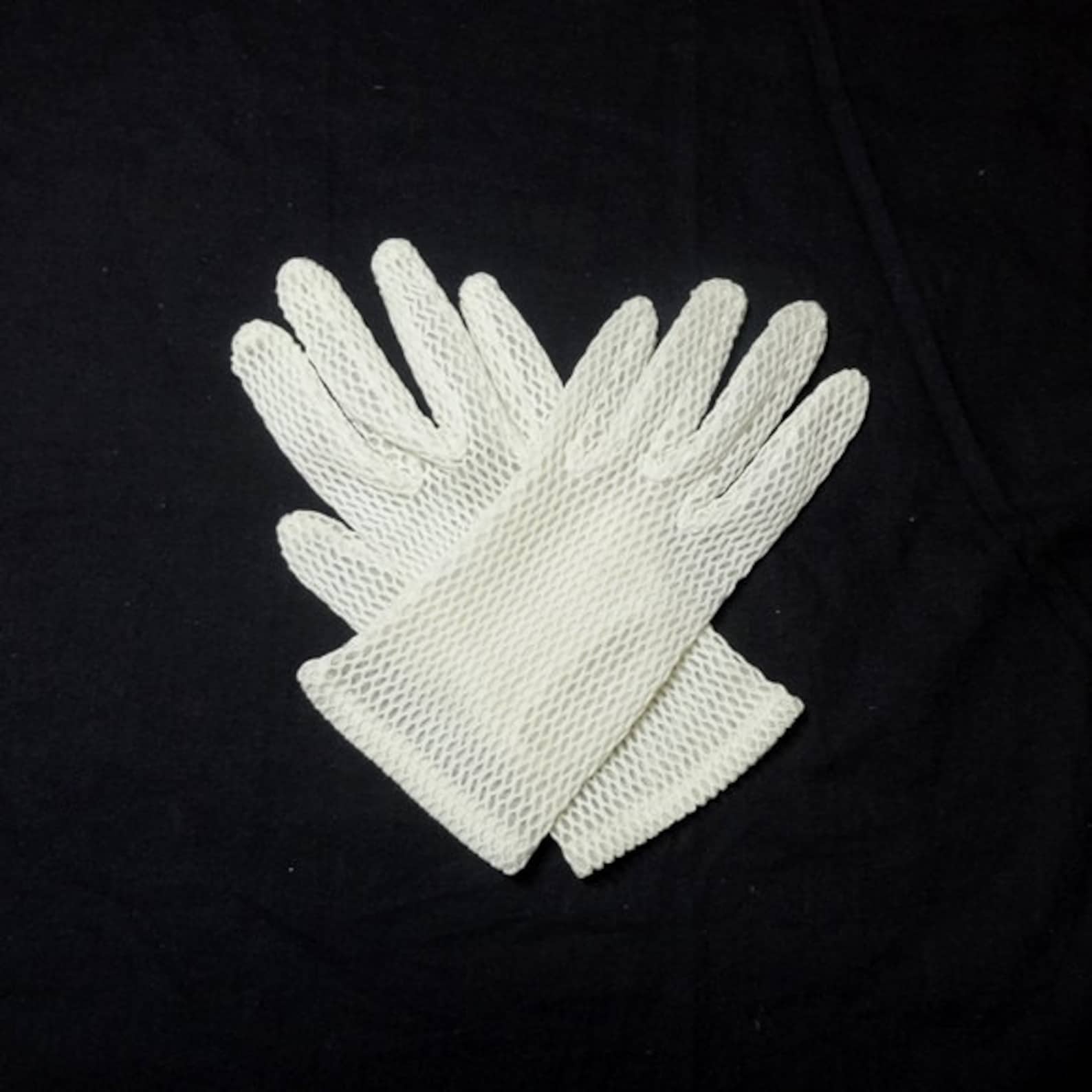 1960s Vintage Child's White Net Wrist Gloves, Costume or Dress up ...