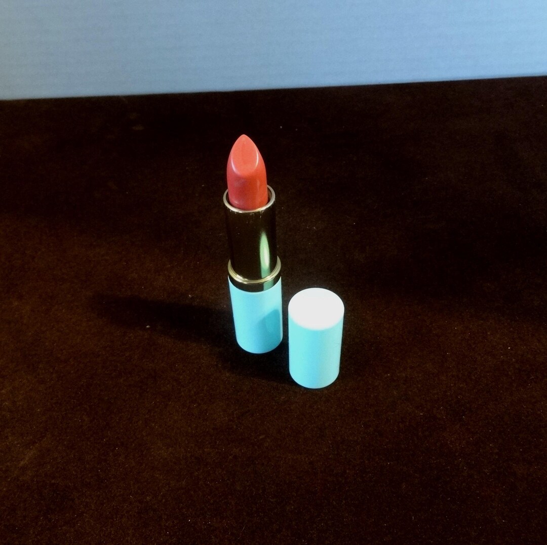 Estee Lauder Re-nutriv All Day Lipstick in Rich and Rosy, UNUSED ...
