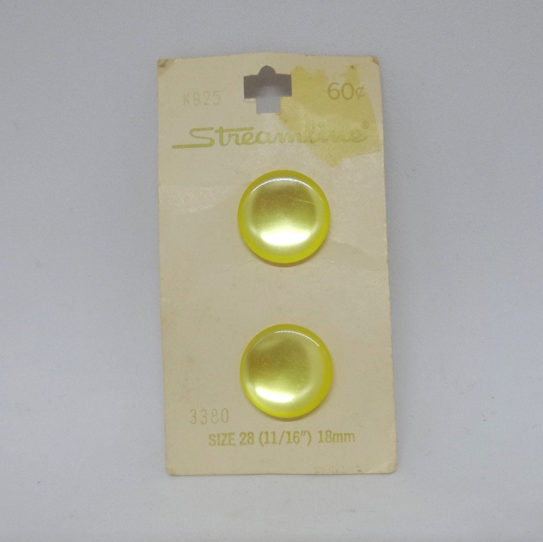 2 Yellow Buttons by Streamline on Original Card, 11/16 Inch Shank Style ...