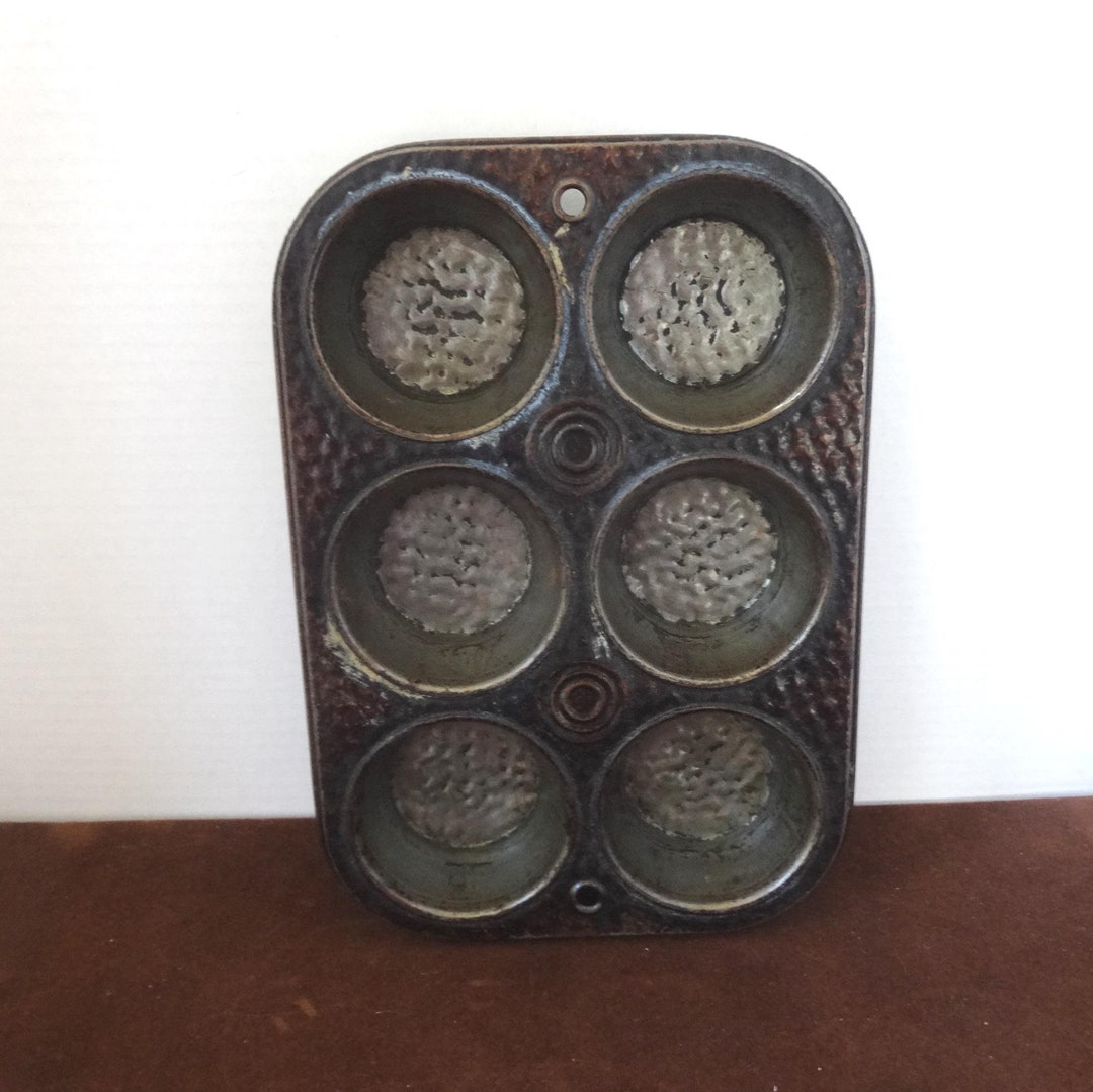 Mid Century Baking Tin for Cupcakes, Muffins, Cornbread, Biscuits, 6 ...