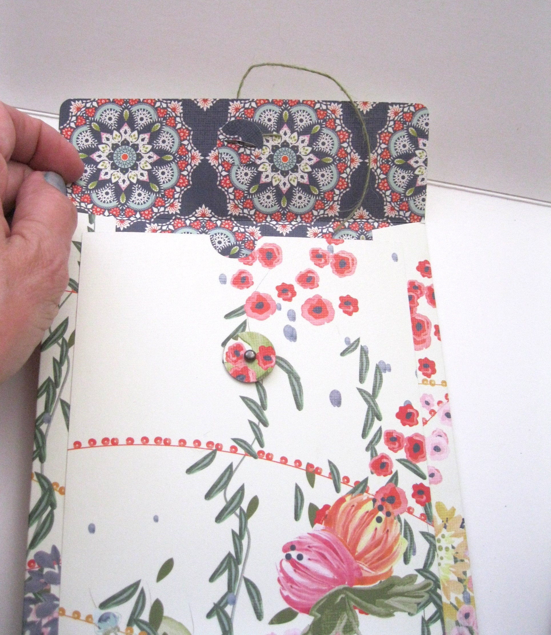 Five 9x6 Envelopes String Tie Bright Floral and Ivory Pattern A9 ...