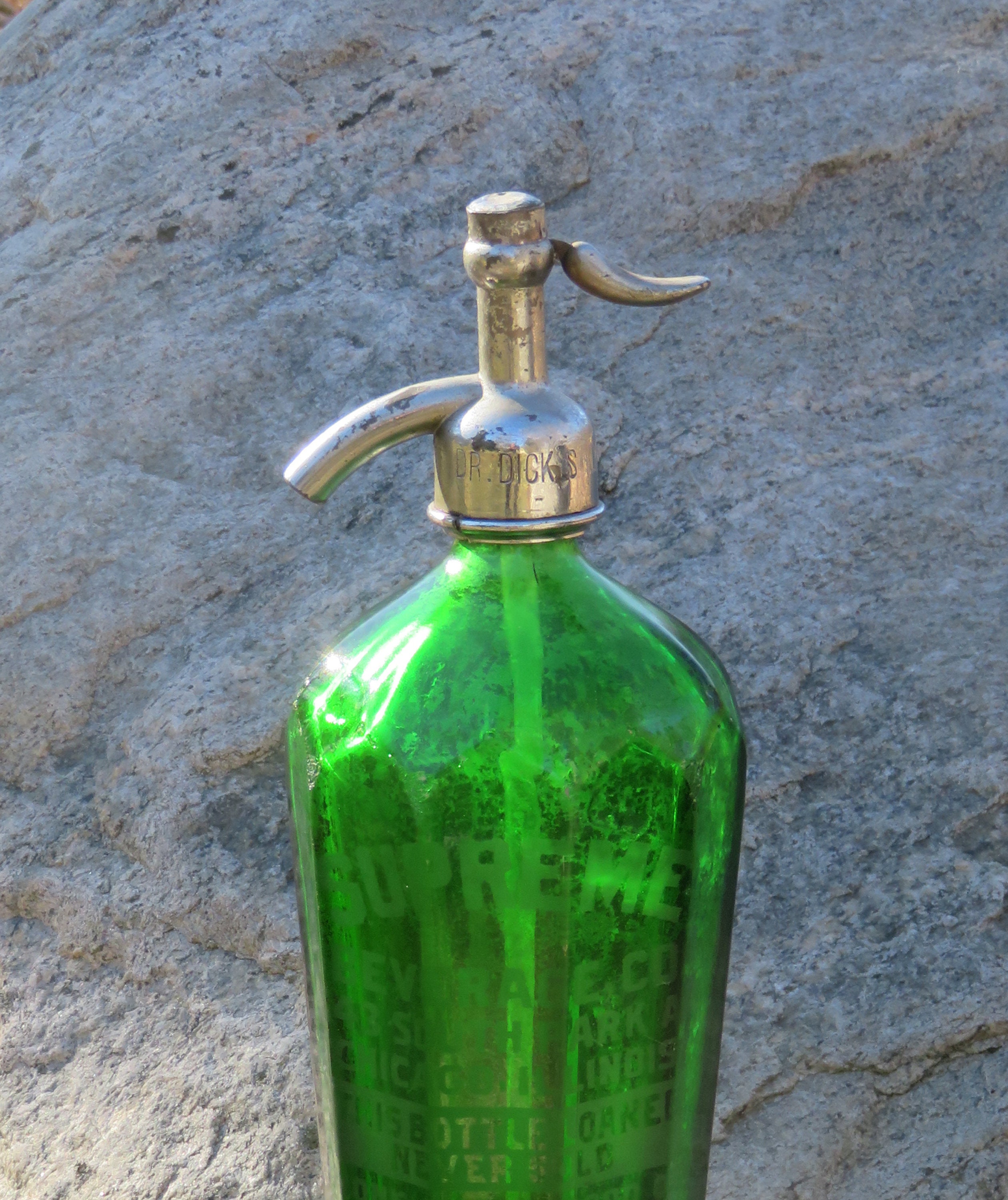 Emerald Green Seltzer - Supreme Beverage Co - South Park, Chicago - Dr ...