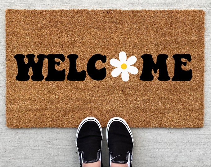 Daisy Doormat, Spring Doormat, Spring Decor, Personalized Doormat ...