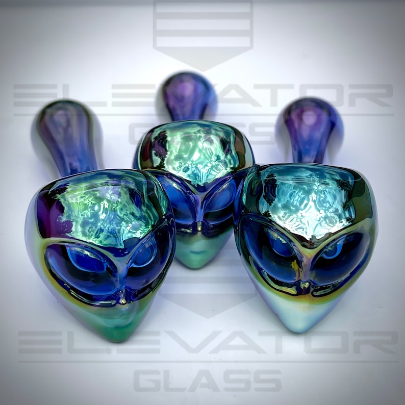 Alien Glass Galactic Smoking Pipe - Etsy