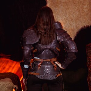 Drakeblood KNIGHT LEATHER ARMOR - Complete Set [made on Order] - Etsy