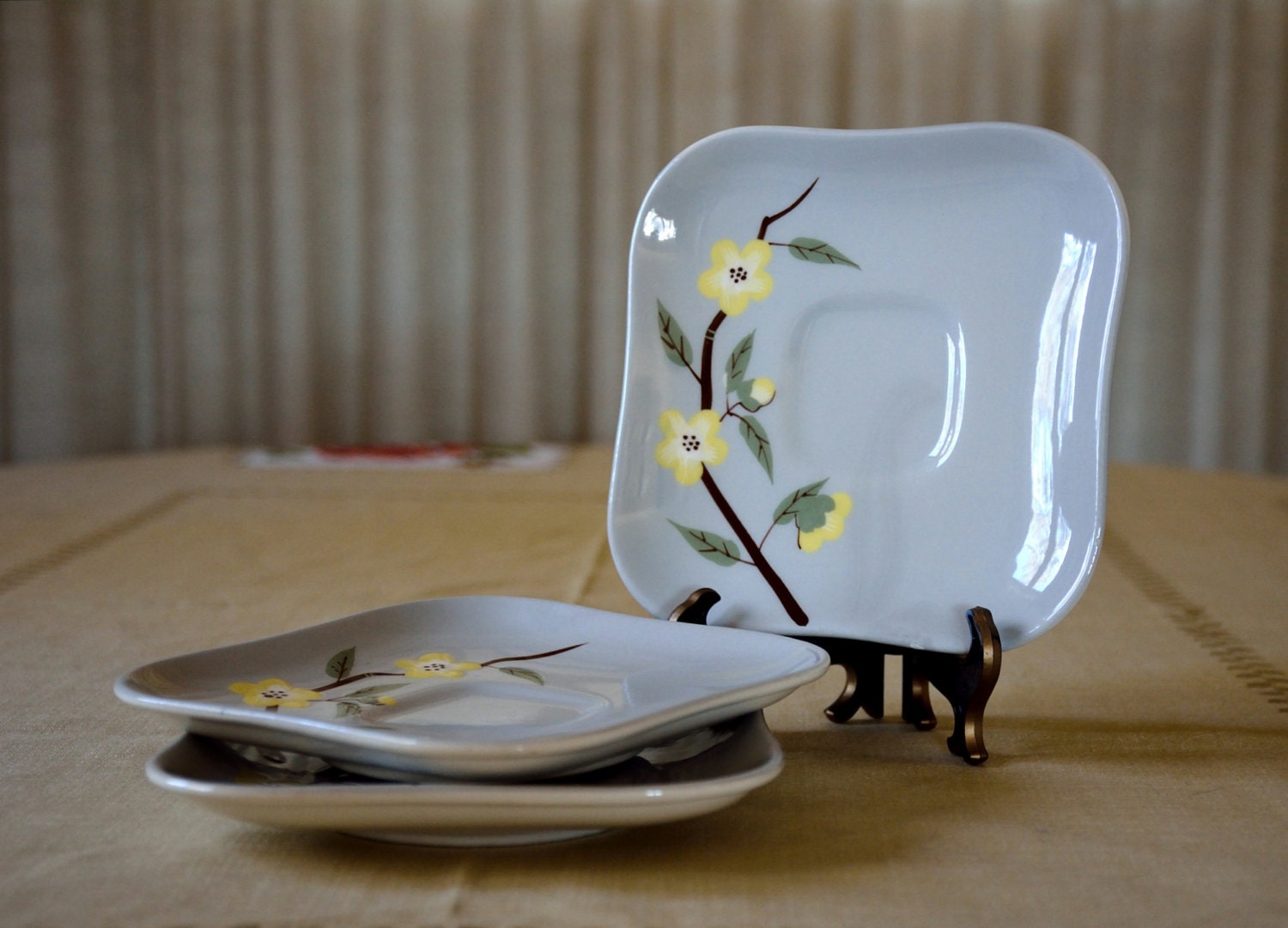 Set of 3 Weil Ware square saucers in Blossom pattern Caledon | Etsy