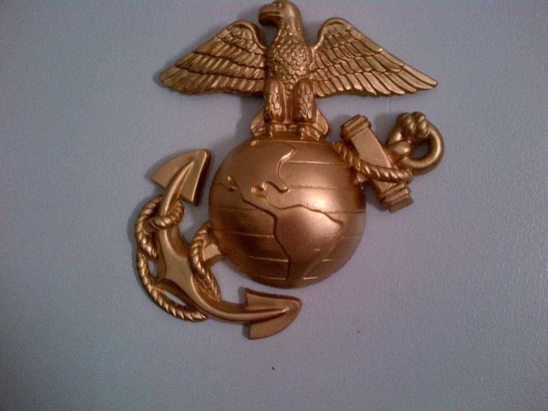 9 Inch Medium EGA Eagle Globe and Anchor Marine Corps Wall Hanging HB ...
