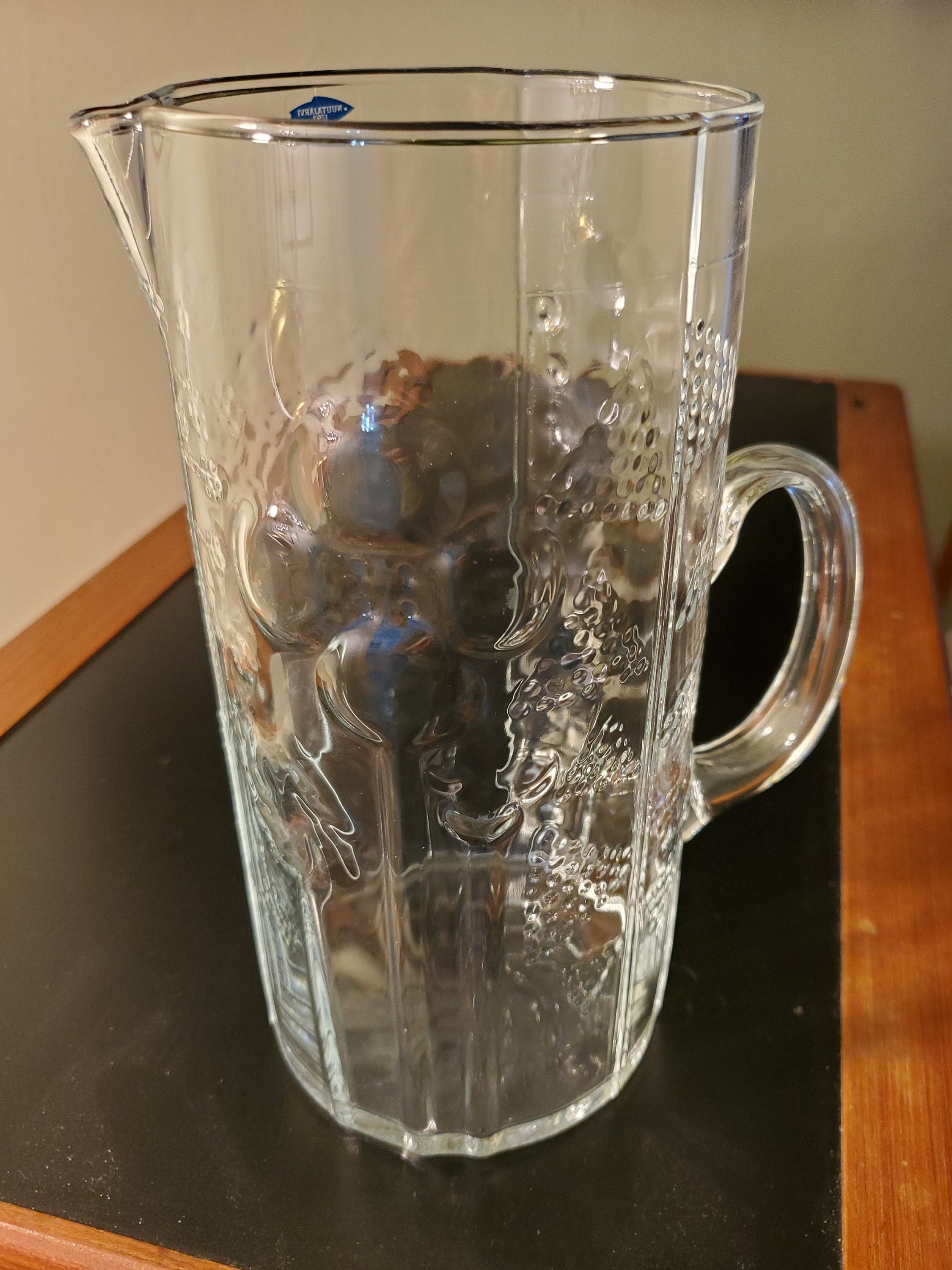 Iittala Flora Oiva Toikka Large Glass Cocktail Pitcher | Martini ...